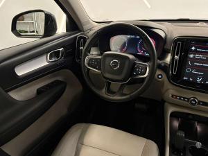 Черный Вольво XC40 2020 в Мариямполе, объемом двигателя 1.97 л и пробегом 123 тыс. км за 20650 €, фото 20 на AUTOMOTO.COM.LV