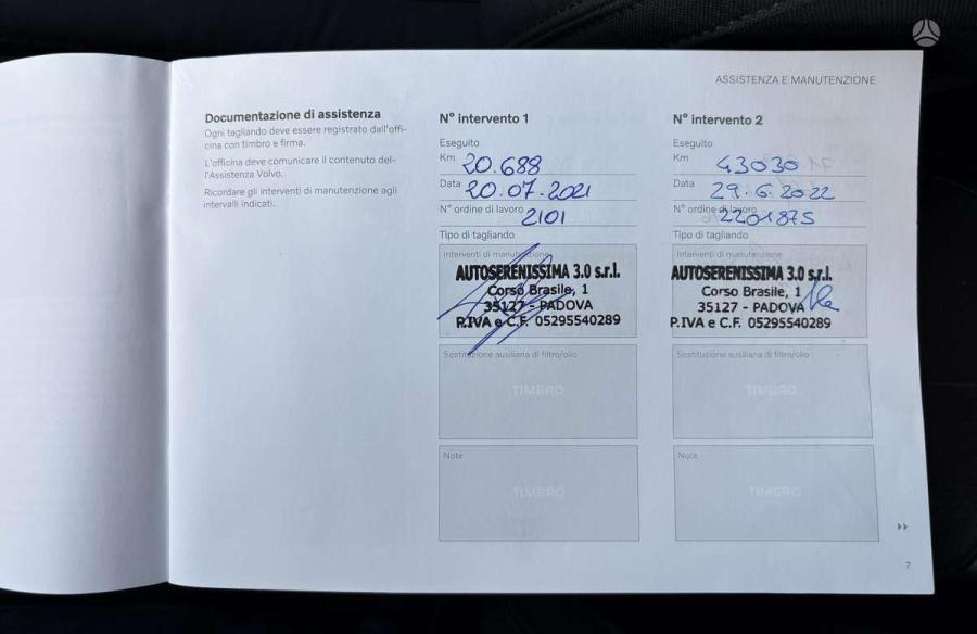 Black Volvo XC40 2020 in Panevezys, with an engine capacity of 1.48 L and mileage of 106 thousand km for 20700 €, photo 32 on AUTOMOTO.COM.LV