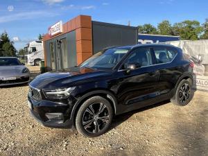 Black Volvo XC40 2020 in Kaunas, with an engine capacity of 1.48 L and mileage of 65 thousand km for 16950 €, photo 4 on AUTOMOTO.COM.LV