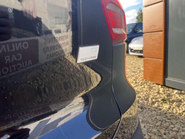 Black Volvo XC40 2020 in Kaunas, with an engine capacity of 1.48 L and mileage of 65 thousand km for 16950 €, photo 8 on AUTOMOTO.COM.LV