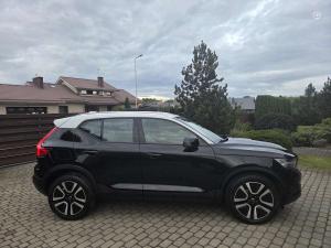 Black Volvo XC40 2020 in Kaunas, with an engine capacity of 1.48 L and mileage of 107 thousand km for 18400 €, photo 9 on AUTOMOTO.COM.LV