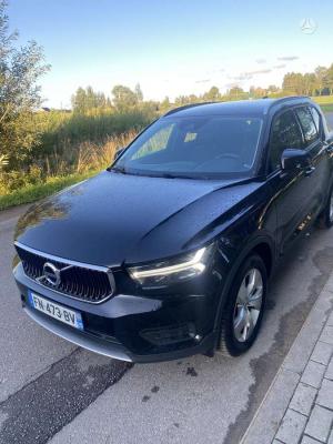 Черный Вольво XC40 2020 в Таураге, объемом двигателя 1.97 л и пробегом 300 тыс. км за 12999 €, фото 4 на AUTOMOTO.COM.LV