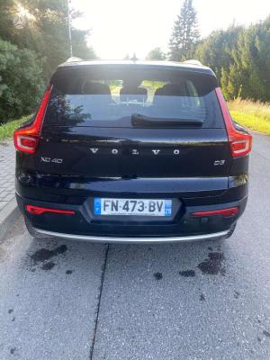 Черный Вольво XC40 2020 в Таураге, объемом двигателя 1.97 л и пробегом 300 тыс. км за 12999 €, фото 6 на AUTOMOTO.COM.LV