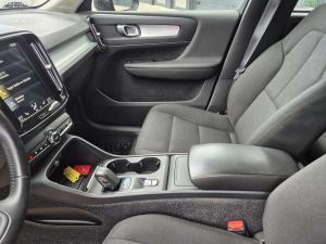 Черный Вольво XC40 2020 в Утена, объемом двигателя 1.97 л и пробегом 279 тыс. км за 13990 €, фото 12 на AUTOMOTO.COM.LV