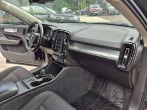 Черный Вольво XC40 2020 в Утена, объемом двигателя 1.97 л и пробегом 279 тыс. км за 13990 €, фото 19 на AUTOMOTO.COM.LV