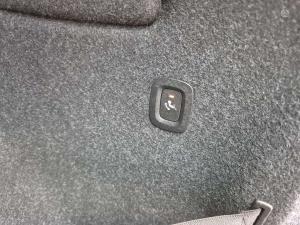 Черный Вольво XC40 2020 в Утена, объемом двигателя 1.97 л и пробегом 279 тыс. км за 13990 €, фото 24 на AUTOMOTO.COM.LV