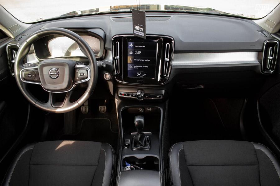 Черный Вольво XC40 2020 в Каунас, объемом двигателя 1.50 л и пробегом 85 тыс. км за 16300 €, фото 9 на AUTOMOTO.COM.LV