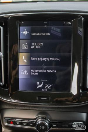 Черный Вольво XC40 2020 в Каунас, объемом двигателя 1.50 л и пробегом 85 тыс. км за 16300 €, фото 15 на AUTOMOTO.COM.LV