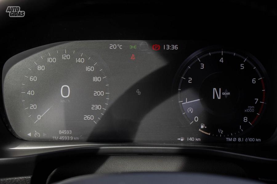 Черный Вольво XC40 2020 в Каунас, объемом двигателя 1.50 л и пробегом 85 тыс. км за 16300 €, фото 23 на AUTOMOTO.COM.LV