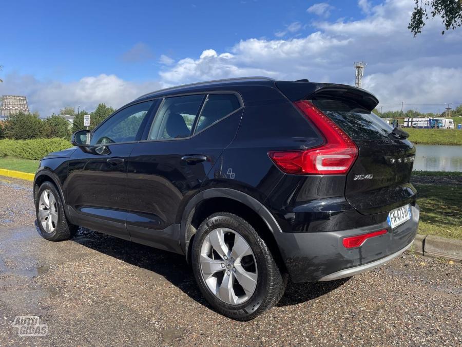 Melns Volvo XC40 2020 Viļņa, ar dzinēja tilpumu 2.00 L un nobraukumu 300 tūkst. km par 12500 €, foto 5 vietnē AUTOMOTO.COM.LV