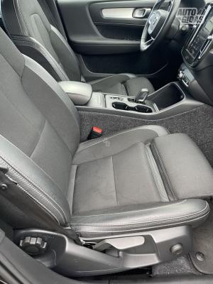 Melns Volvo XC40 2020 Viļņa, ar dzinēja tilpumu 2.00 L un nobraukumu 300 tūkst. km par 12500 €, foto 9 vietnē AUTOMOTO.COM.LV