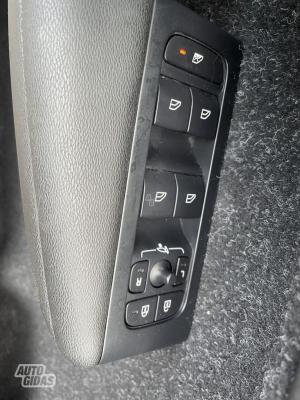 Melns Volvo XC40 2020 Viļņa, ar dzinēja tilpumu 2.00 L un nobraukumu 300 tūkst. km par 12500 €, foto 18 vietnē AUTOMOTO.COM.LV