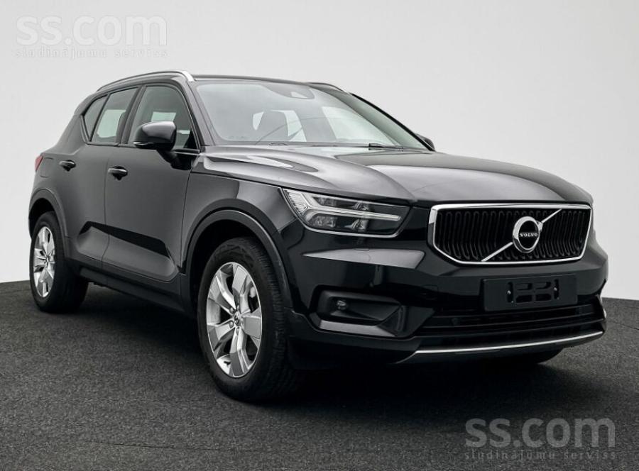 Melns Volvo XC40 2021 Valmiera, ar dzinēja tilpumu 1.50 L un nobraukumu 160 tūkst. km par 22800 €, foto 1 vietnē AUTOMOTO.COM.LV