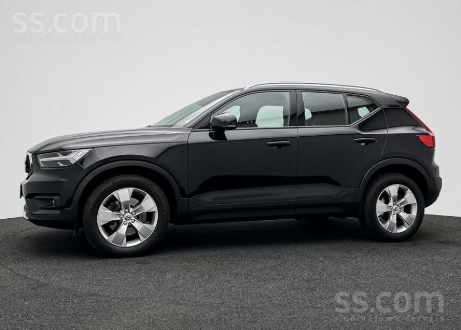 Melns Volvo XC40 2021 Valmiera, ar dzinēja tilpumu 1.50 L un nobraukumu 160 tūkst. km par 22800 €, foto 3 vietnē AUTOMOTO.COM.LV