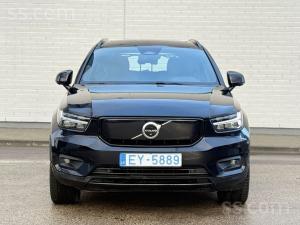 Black Volvo XC40 2021 in Riga, with an engine capacity of 0.00 L and mileage of 112 thousand km for 24900 €, photo 2 on AUTOMOTO.COM.LV
