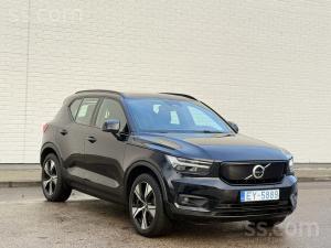 Black Volvo XC40 2021 in Riga, with an engine capacity of 0.00 L and mileage of 112 thousand km for 24900 €, photo 3 on AUTOMOTO.COM.LV