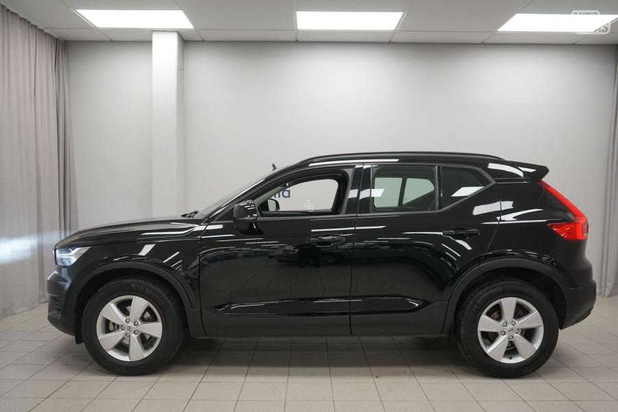 Melns Volvo XC40 2021 Kauņa, ar dzinēja tilpumu 0.00 L un nobraukumu 85 tūkst. km par 27979 €, foto 2 vietnē AUTOMOTO.COM.LV