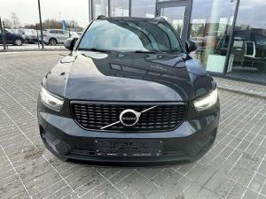 Black Volvo XC40 2021 in Kaunas, with an engine capacity of 1.48 L and mileage of 172 thousand km for 20900 €, photo 2 on AUTOMOTO.COM.LV