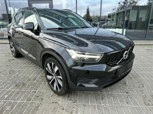Black Volvo XC40 2021 in Kaunas, with an engine capacity of 1.48 L and mileage of 172 thousand km for 20900 €, photo 3 on AUTOMOTO.COM.LV