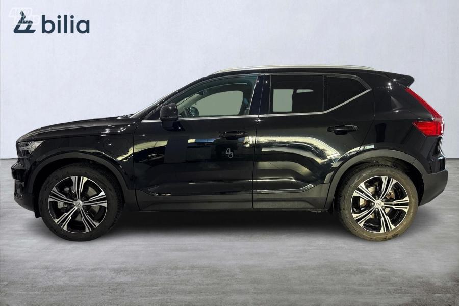 Melns Volvo XC40 2021 Kauņa, ar dzinēja tilpumu 0.00 L un nobraukumu 76 tūkst. km par 35209 €, foto 3 vietnē AUTOMOTO.COM.LV