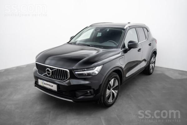 Black Volvo XC40 2021 in Tallinn, with an engine capacity of 1.50 L and mileage of 51 thousand km for 27999 €, photo 1 on AUTOMOTO.COM.LV