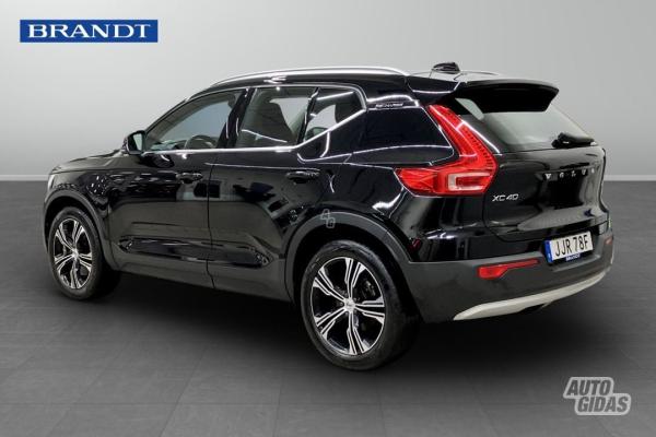 Black Volvo XC40 2021 in Kaunas, with an engine capacity of 0.00 L and mileage of 98 thousand km for 34413 €, photo 2 on AUTOMOTO.COM.LV