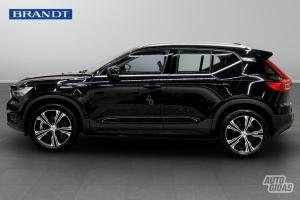 Melns Volvo XC40 2021 Kauņa, ar dzinēja tilpumu 0.00 L un nobraukumu 98 tūkst. km par 34413 €, foto 3 vietnē AUTOMOTO.COM.LV