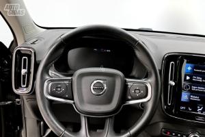 Melns Volvo XC40 2021 Kauņa, ar dzinēja tilpumu 0.00 L un nobraukumu 98 tūkst. km par 34413 €, foto 7 vietnē AUTOMOTO.COM.LV