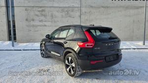 Melns Volvo XC40 2021 Viljandi, ar dzinēja tilpumu 0.00 L un nobraukumu 105 tūkst. km par 26500 €, foto 3 vietnē AUTOMOTO.COM.LV