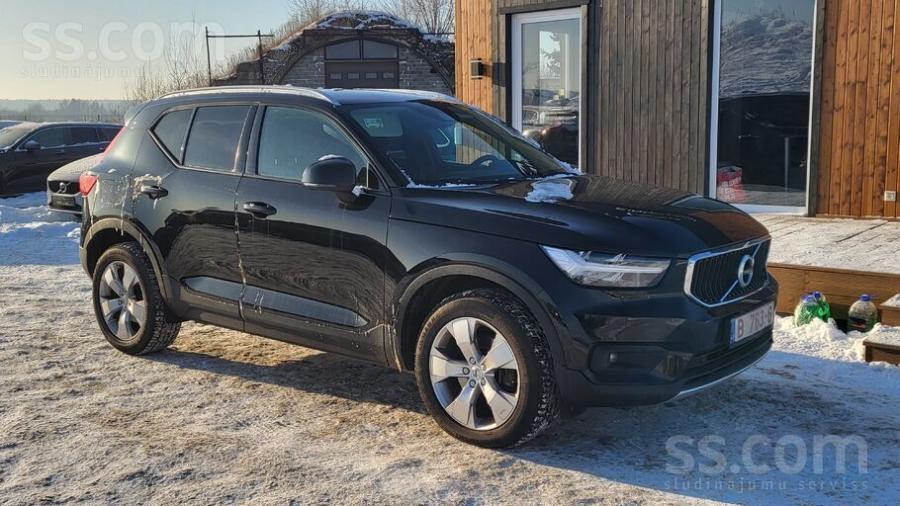 Melns Volvo XC40 2021 Rīga, ar dzinēja tilpumu 1.50 L un nobraukumu 164 tūkst. km par 18900 €, foto 1 vietnē AUTOMOTO.COM.LV