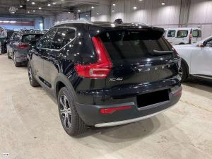 Melns Volvo XC40 2021 Viļņa, ar dzinēja tilpumu 1.48 L un nobraukumu 182 tūkst. km par 22627 €, foto 3 vietnē AUTOMOTO.COM.LV