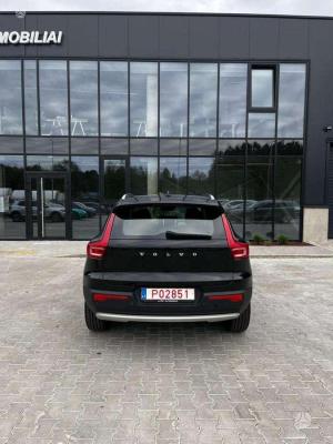 Melns Volvo XC40 2021 Viļņa, ar dzinēja tilpumu 1.48 L un nobraukumu 116 tūkst. km par 20500 €, foto 6 vietnē AUTOMOTO.COM.LV