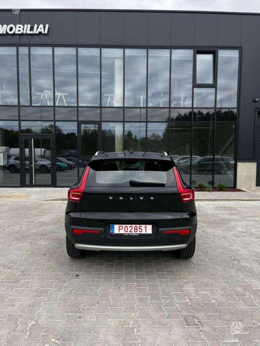 Melns Volvo XC40 2021 Viļņa, ar dzinēja tilpumu 1.48 L un nobraukumu 116 tūkst. km par 20500 €, foto 6 vietnē AUTOMOTO.COM.LV
