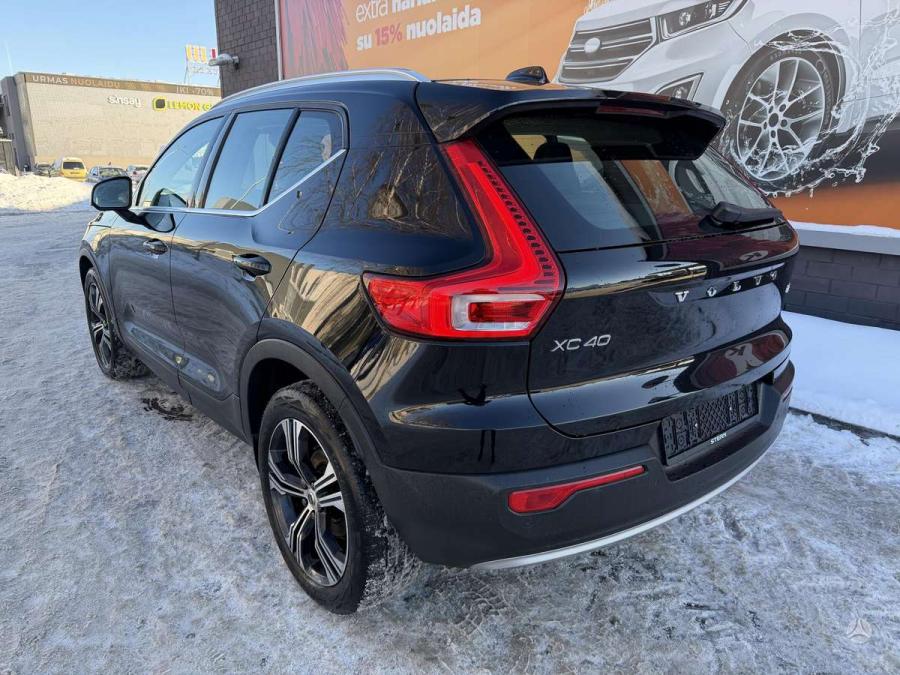 Melns Volvo XC40 2021 Kauņa, ar dzinēja tilpumu 1.48 L un nobraukumu 177 tūkst. km par 20000 €, foto 6 vietnē AUTOMOTO.COM.LV