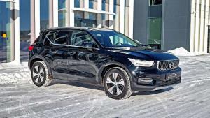 Black Volvo XC40 2021 in Vilnius, with an engine capacity of 1.48 L and mileage of 138 thousand km for 18990 €, photo 4 on AUTOMOTO.COM.LV