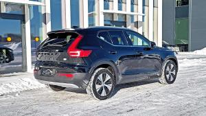 Black Volvo XC40 2021 in Vilnius, with an engine capacity of 1.48 L and mileage of 138 thousand km for 18990 €, photo 12 on AUTOMOTO.COM.LV
