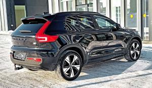 Black Volvo XC40 2021 in Vilnius, with an engine capacity of 0.00 L and mileage of 153 thousand km for 20990 €, photo 12 on AUTOMOTO.COM.LV