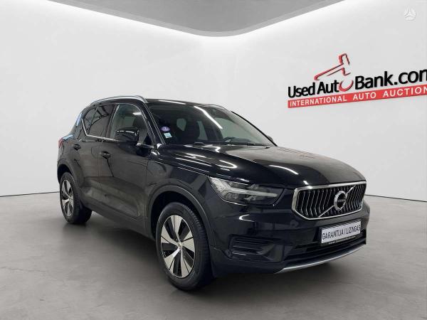 Black Volvo XC40 2021 in Vilnius, with an engine capacity of 1.48 L and mileage of 187 thousand km for 17545 €, photo 3 on AUTOMOTO.COM.LV