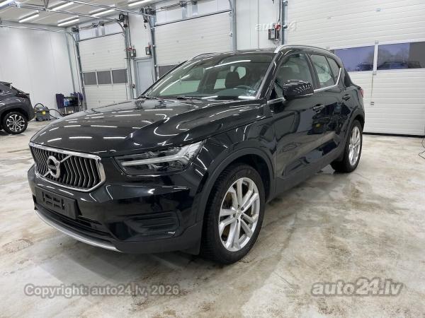Melns Volvo XC40 2021 Tartu, ar dzinēja tilpumu 1.50 L un nobraukumu 129 tūkst. km par 26900 €, foto 1 vietnē AUTOMOTO.COM.LV