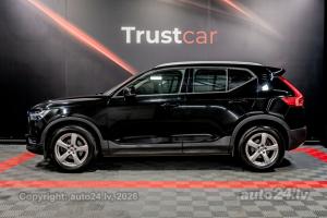 Black Volvo XC40 2021 in Parnu, with an engine capacity of 2.00 L and mileage of 214 thousand km for 16900 €, photo 5 on AUTOMOTO.COM.LV