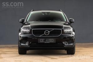 Black Volvo XC40 2021 in Jelgava, with an engine capacity of 1.50 L and mileage of 226 thousand km for 15500 €, photo 2 on AUTOMOTO.COM.LV