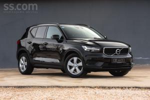 Black Volvo XC40 2021 in Jelgava, with an engine capacity of 1.50 L and mileage of 226 thousand km for 15500 €, photo 3 on AUTOMOTO.COM.LV