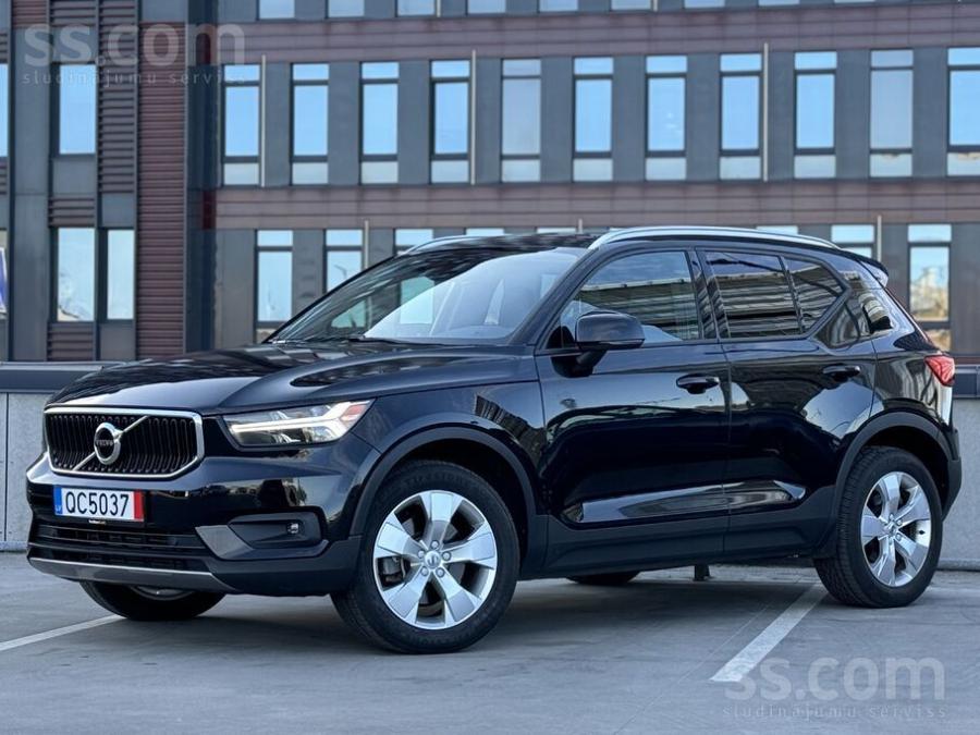 Black Volvo XC40 2021 in Riga, with an engine capacity of 2.00 L and mileage of 167 thousand km for 19900 €, photo 4 on AUTOMOTO.COM.LV