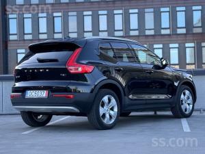 Black Volvo XC40 2021 in Riga, with an engine capacity of 2.00 L and mileage of 167 thousand km for 19900 €, photo 8 on AUTOMOTO.COM.LV