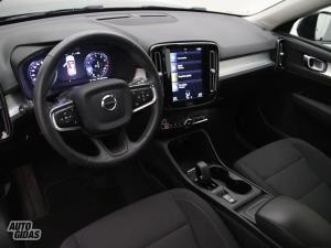 Black Volvo XC40 2021 in Vilnius, with an engine capacity of 1.50 L and mileage of 185 thousand km for 18399 €, photo 17 on AUTOMOTO.COM.LV