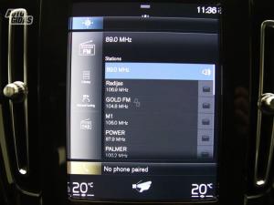 Black Volvo XC40 2021 in Vilnius, with an engine capacity of 1.50 L and mileage of 185 thousand km for 18399 €, photo 23 on AUTOMOTO.COM.LV