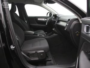 Black Volvo XC40 2021 in Vilnius, with an engine capacity of 1.50 L and mileage of 202 thousand km for 19399 €, photo 15 on AUTOMOTO.COM.LV