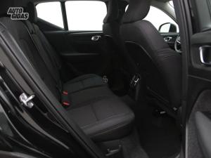 Black Volvo XC40 2021 in Vilnius, with an engine capacity of 1.50 L and mileage of 202 thousand km for 19399 €, photo 16 on AUTOMOTO.COM.LV