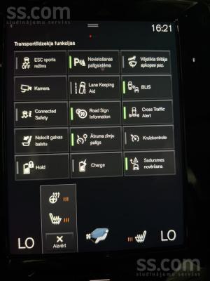Black Volvo XC40 2021 in Riga, with an engine capacity of 1.50 L and mileage of 125 thousand km for 25900 €, photo 6 on AUTOMOTO.COM.LV