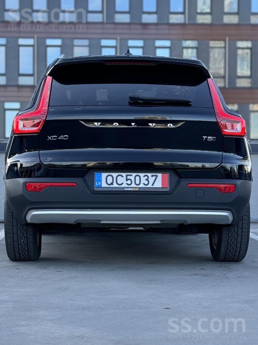 Melns Volvo XC40 2021 Rīga, ar dzinēja tilpumu 2.00 L un nobraukumu 167 tūkst. km par 17900 €, foto 7 vietnē AUTOMOTO.COM.LV